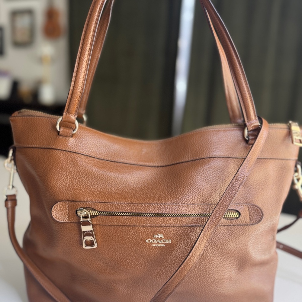 Coach Tan Leather Shoulder Bag - Classic Work Bag - Gem